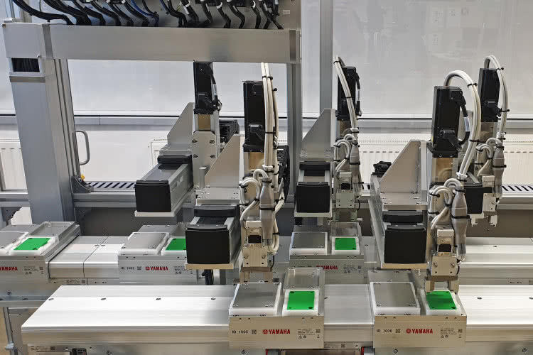 Najnowsze roboty przemysłowe Yamahy na targach Motek 2021