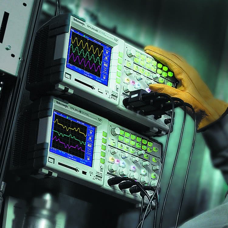 Oscyloskopy TPS2000B do pomiarów energetycznych w terenie