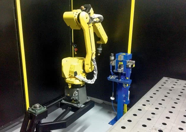 System SmartWire-DT firmy Eaton w praktyce - maszyna do spawania detali