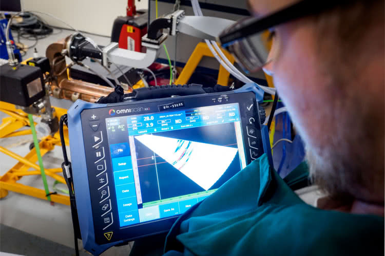 NCBJ przygotowało podręcznik