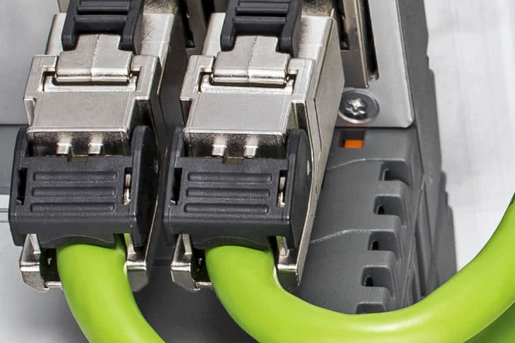 Przemysłowy Ethernet przekracza dwie trzecie rynku komunikacji